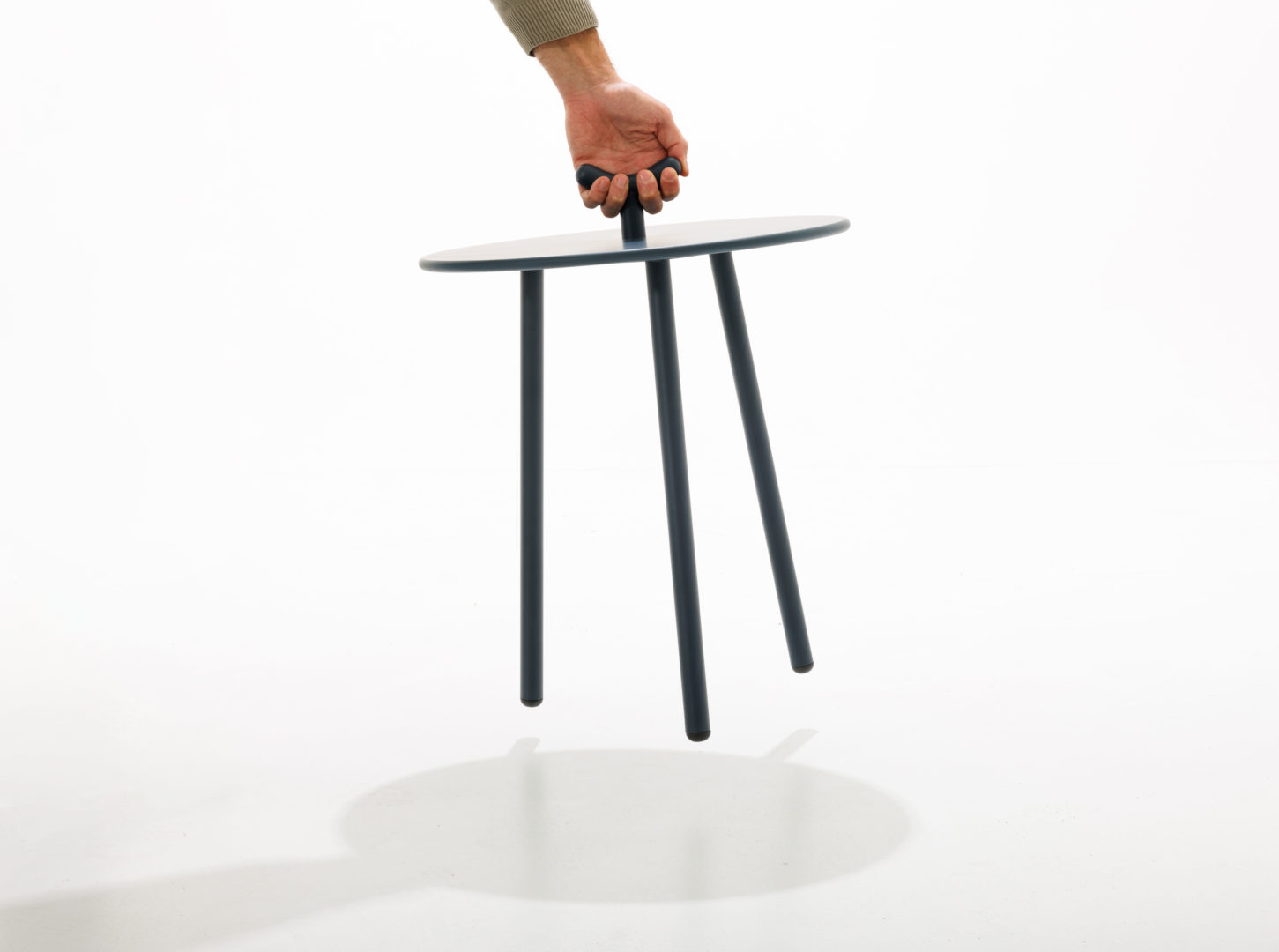 FENDER SIDE TABLE • Favaretto & Partners